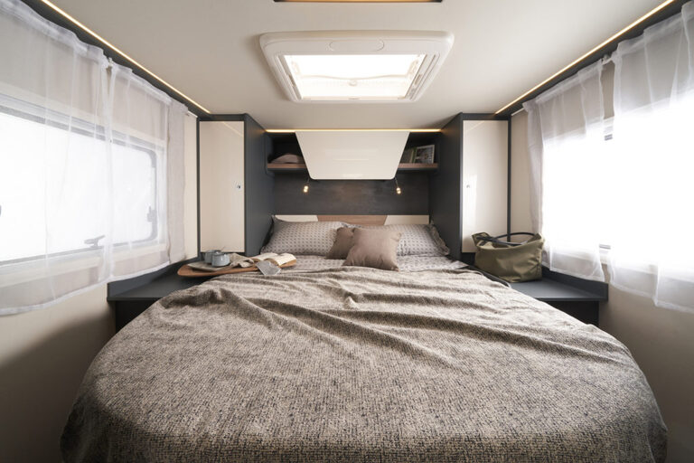 Laika Kosmo L412 – RV Mega Vehicle Sales