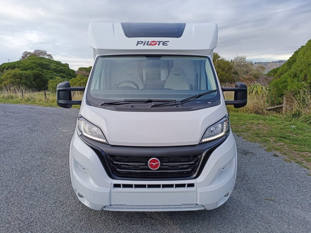 Fiat Multijet Pilote Pacific P696U Motorhome at RV Mega Vehicle Sales